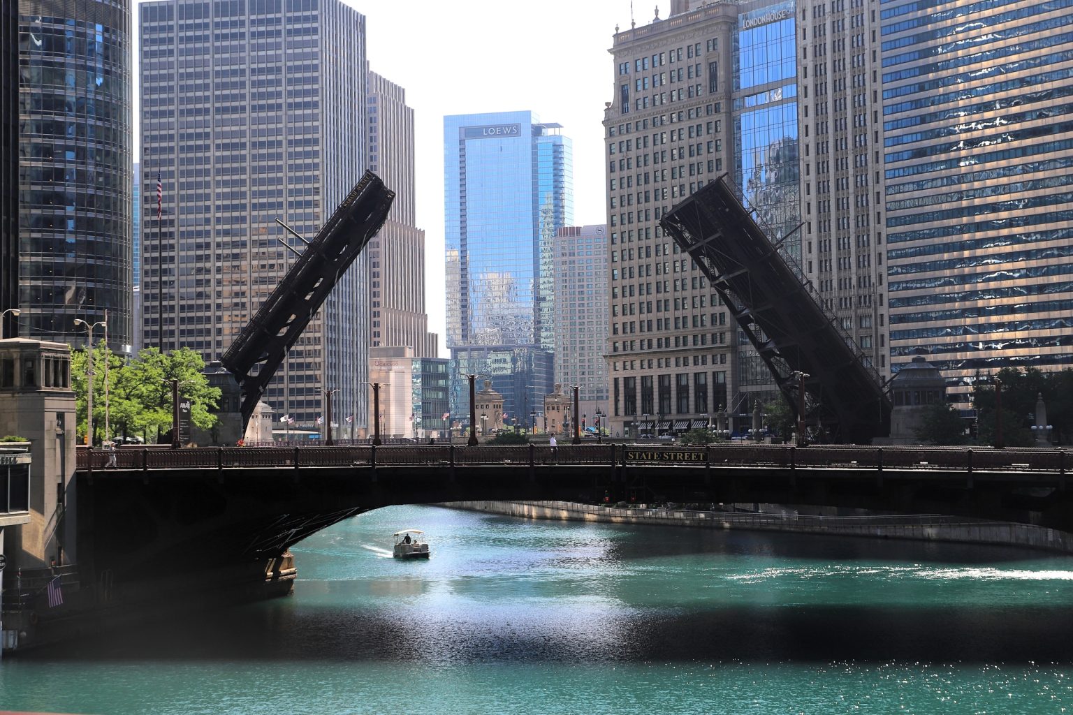 Spring 2025 Bridge Lift Schedule Announced for Downtown Chicago ...